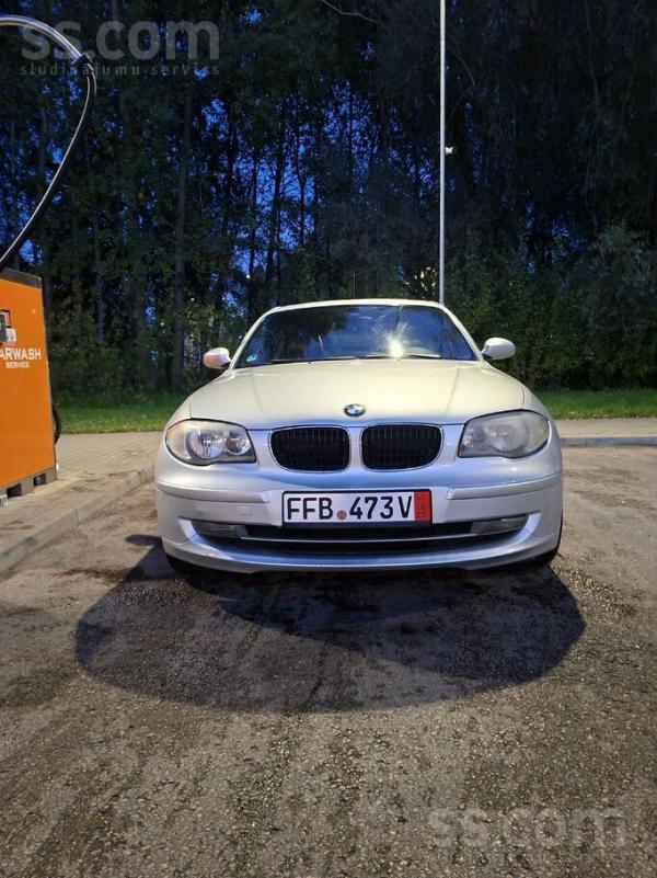 BMW 120 2007 in Riga, with an engine capacity of 2.00 L and mileage of 270 thousand km for 2500 €, photo 3 on AUTOMOTO.COM.LV