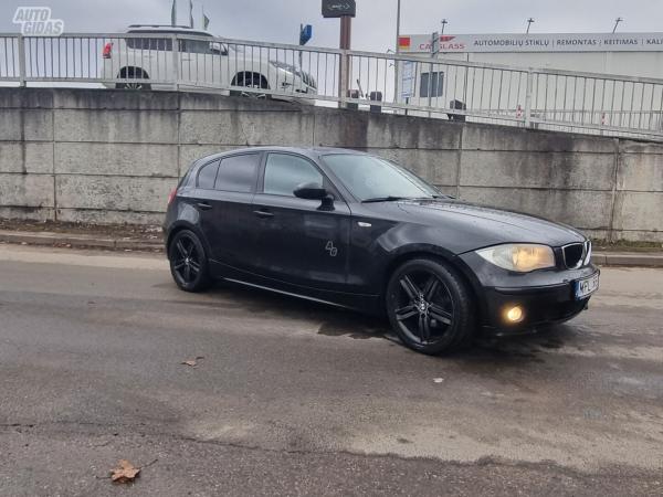 BMW 120 2007 in Vilnius, with an engine capacity of 2.00 L and mileage of 321 thousand km for 3500 €, photo 4 on AUTOMOTO.COM.LV