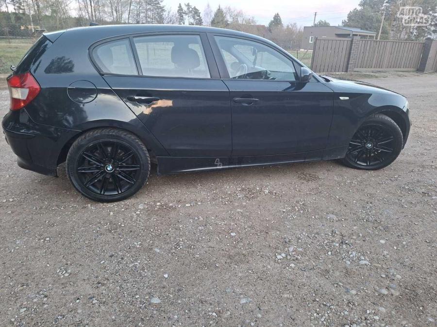 BMW 120 2007 in Kaunas, with an engine capacity of 2.00 L and mileage of 400 thousand km for 1600 €, photo 6 on AUTOMOTO.COM.LV