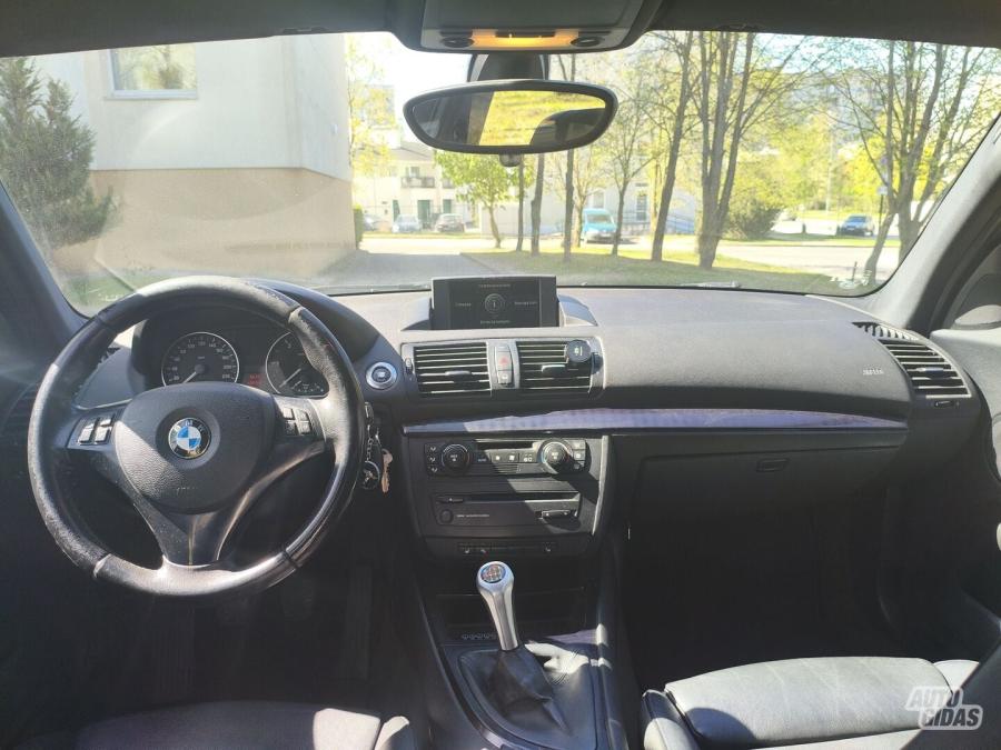 BMW 120 2007 in Vilnius, with an engine capacity of 2.00 L and mileage of 200 thousand km for 2900 €, photo 12 on AUTOMOTO.COM.LV