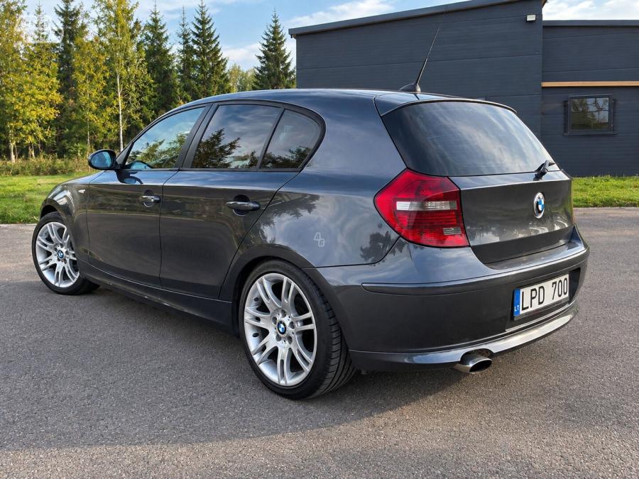 BMW 120 2007 in Utena, with an engine capacity of 2.00 L and mileage of 223 thousand km for 1750 €, photo 5 on AUTOMOTO.COM.LV