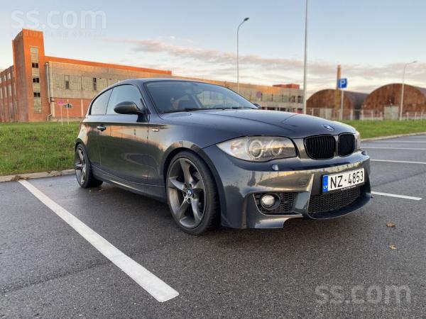 BMW 120 2008 in Valmiera, with an engine capacity of 2.00 L and mileage of 288 thousand km for 4800 €, photo 2 on AUTOMOTO.COM.LV