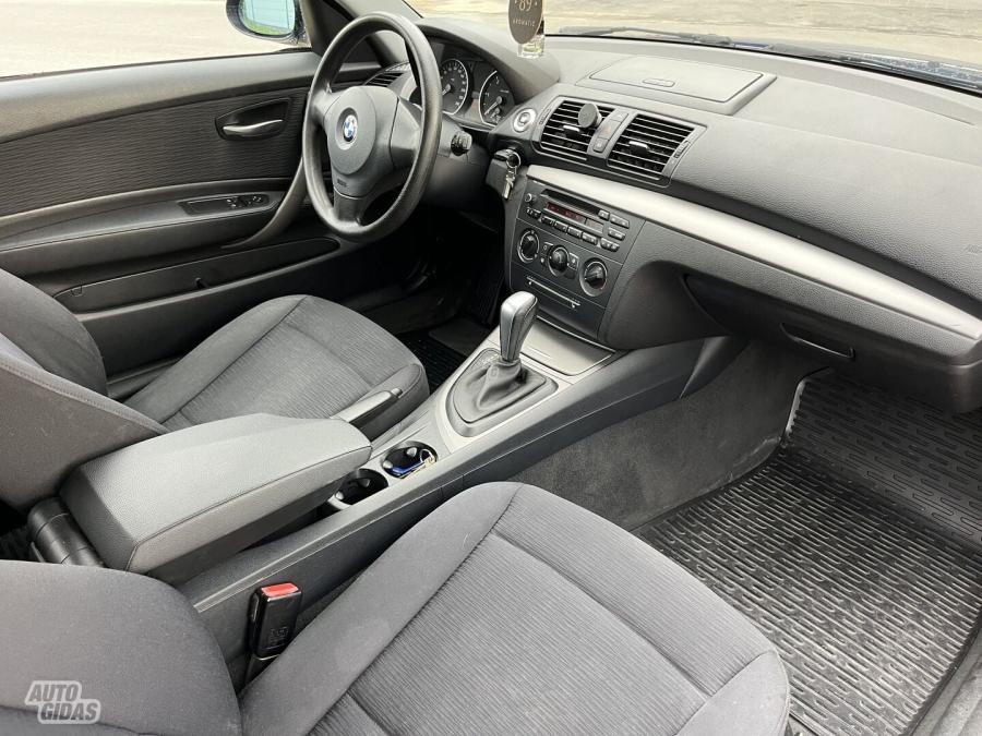 BMW 120 2008 in Alytus, with an engine capacity of 2.00 L and mileage of 201 thousand km for 3350 €, photo 14 on AUTOMOTO.COM.LV