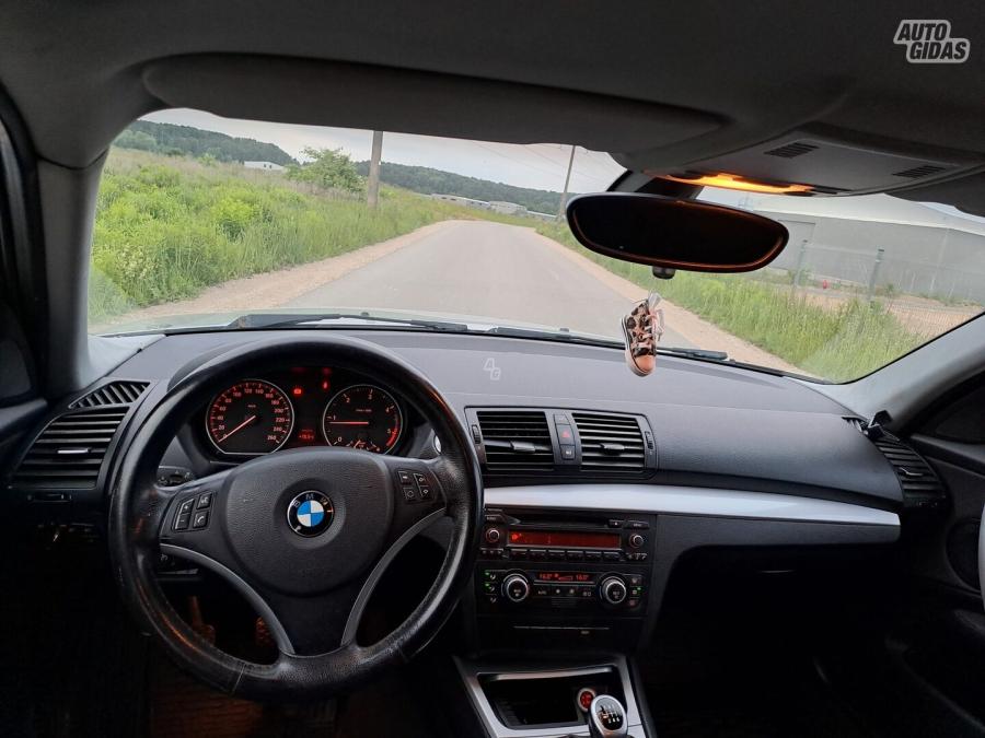 BMW 120 2008 Viļņa, ar dzinēja tilpumu 2.00 L un nobraukumu 390 tūkst. km par 2350 €, foto 12 vietnē AUTOMOTO.COM.LV