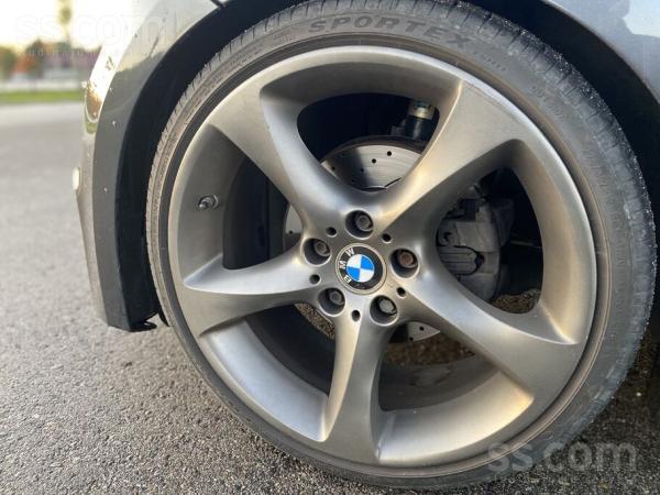 BMW 120 2008 in Valmiera, with an engine capacity of 2.00 L and mileage of 297 thousand km for 4600 €, photo 9 on AUTOMOTO.COM.LV