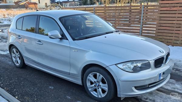 BMW 120 2010 Kauņa, ar dzinēja tilpumu 2.00 L un nobraukumu 242 tūkst. km par 2900 €, foto 4 vietnē AUTOMOTO.COM.LV