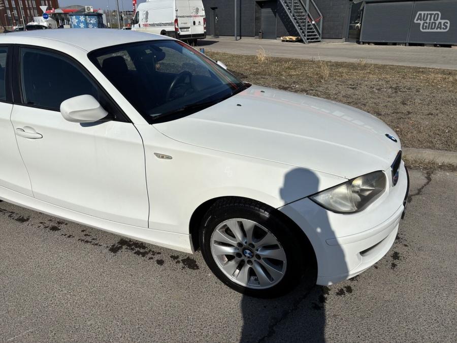 BMW 120 2010 in Kaunas, with an engine capacity of 2.00 L and mileage of 277 thousand km for 3500 €, photo 4 on AUTOMOTO.COM.LV