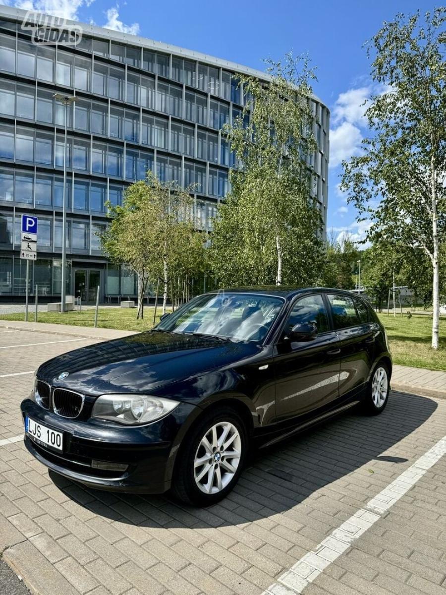 BMW 120 2010 in Vilnius, with an engine capacity of 2.00 L and mileage of 321 thousand km for 2600 €, photo 1 on AUTOMOTO.COM.LV