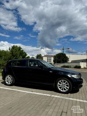 BMW 120 2010 in Vilnius, with an engine capacity of 2.00 L and mileage of 321 thousand km for 2600 €, photo 6 on AUTOMOTO.COM.LV