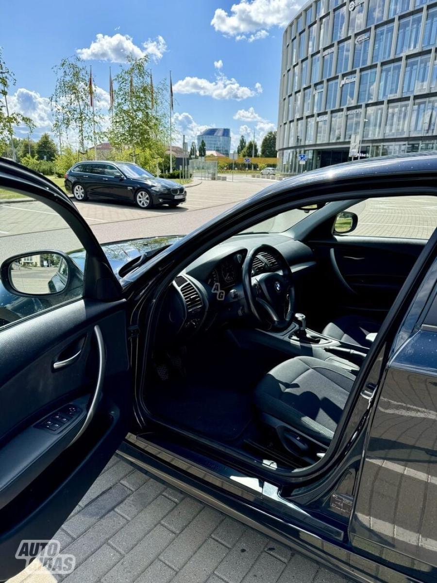 BMW 120 2010 in Vilnius, with an engine capacity of 2.00 L and mileage of 321 thousand km for 2600 €, photo 7 on AUTOMOTO.COM.LV