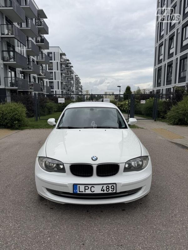 BMW 120 2010 Viļņa, ar dzinēja tilpumu 2.00 L un nobraukumu 275 tūkst. km par 2200 €, foto 2 vietnē AUTOMOTO.COM.LV