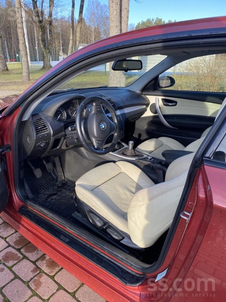 Red BMW 120 2007 in Talsi, with an engine capacity of 2.00 L and mileage of 386 thousand km for 6900 €, photo 25 on AUTOMOTO.COM.LV