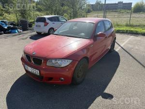 Red BMW 120 2005 in Riga, with an engine capacity of 2.00 L and mileage of 205 thousand km for 1000 €, photo 2 on AUTOMOTO.COM.LV