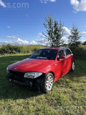 Red BMW 120 2005 in Cesis, with an engine capacity of 2.00 L and mileage of 214 thousand km for 1090 €, photo  on AUTOMOTO.COM.LV