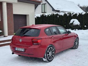 Red BMW 120 2011 in Klaipeda, with an engine capacity of 2.00 L and mileage of 249 thousand km for 6450 €, photo 4 on AUTOMOTO.COM.LV