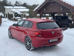 Red BMW 120 2011 in Klaipeda, with an engine capacity of 2.00 L and mileage of 249 thousand km for 6450 €, photo 5 on AUTOMOTO.COM.LV