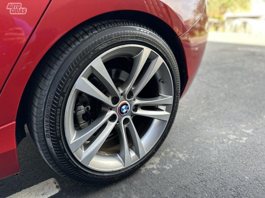 Sarkans BMW 120 2012 Viļņa, ar dzinēja tilpumu 2.00 L un nobraukumu 248 tūkst. km par 7200 €, foto 18 vietnē AUTOMOTO.COM.LV