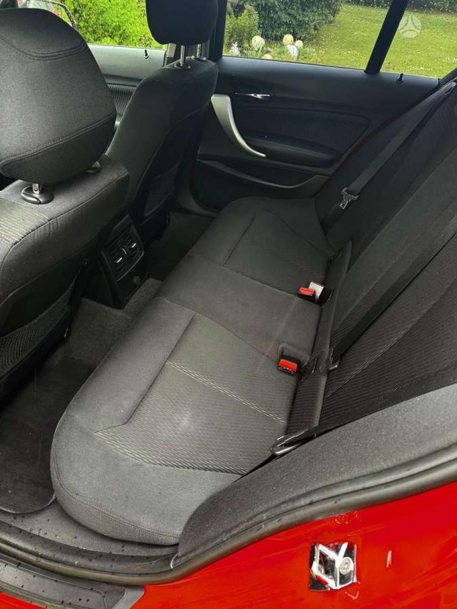 Red BMW 120 2012 in Sakiai, with an engine capacity of 2.00 L and mileage of 221 thousand km for 5400 €, photo 9 on AUTOMOTO.COM.LV