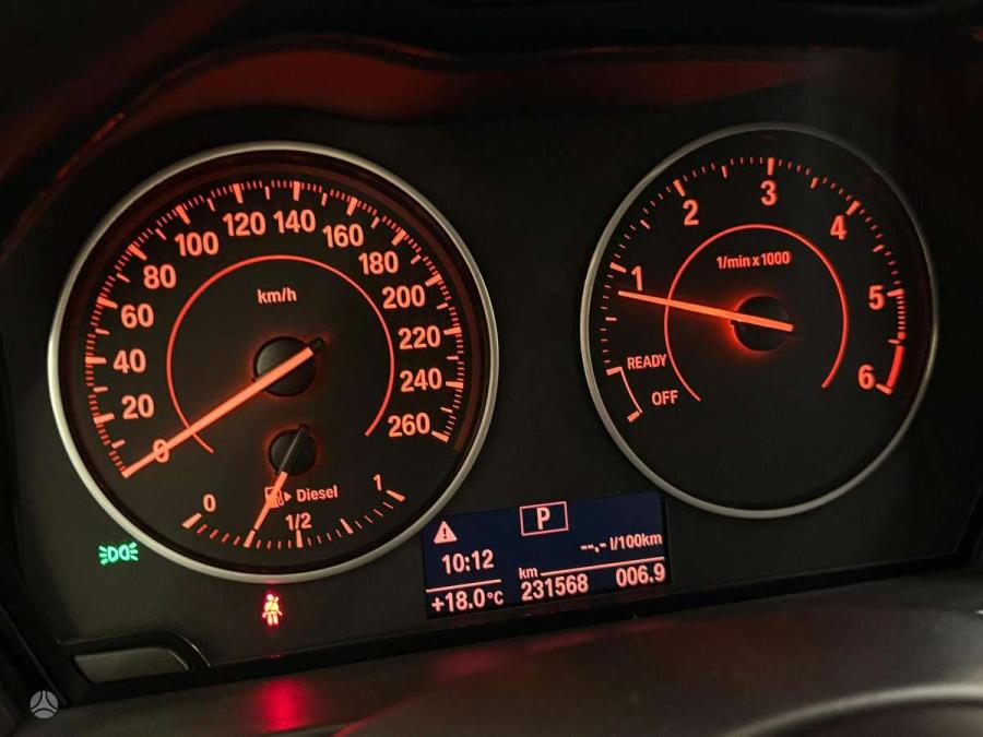 Red BMW 120 2015 in Marijampole, with an engine capacity of 2.00 L and mileage of 232 thousand km for 8200 €, photo 15 on AUTOMOTO.COM.LV