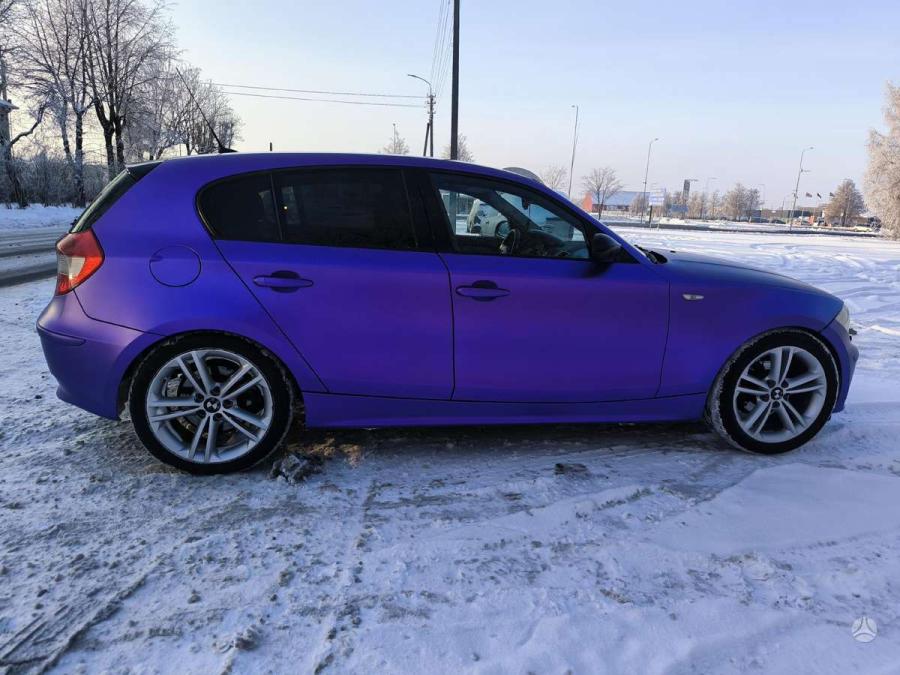Violet BMW 120 2007 in Siauliai, with an engine capacity of 2.00 L and mileage of 300 thousand km for 4200 €, photo 6 on AUTOMOTO.COM.LV