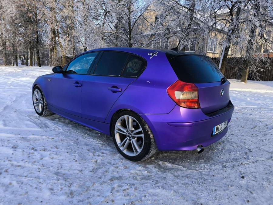 Violet BMW 120 2007 in Siauliai, with an engine capacity of 2.00 L and mileage of 300 thousand km for 4200 €, photo 9 on AUTOMOTO.COM.LV