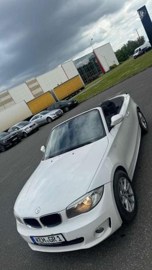 White BMW 120 2011 in Riga, with an engine capacity of 2.00 L and mileage of 223 thousand km for 5220 €, photo 13 on AUTOMOTO.COM.LV