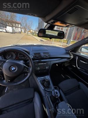 White BMW 120 2008 in Riga, with an engine capacity of 2.00 L and mileage of 335 thousand km for 5900 €, photo 6 on AUTOMOTO.COM.LV