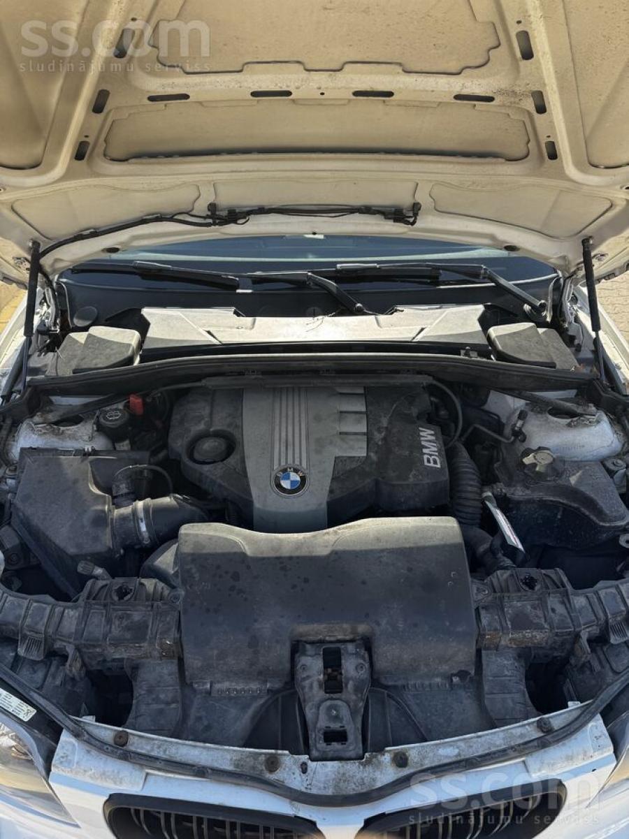 White BMW 120 2008 in Riga, with an engine capacity of 2.00 L and mileage of 335 thousand km for 5900 €, photo 9 on AUTOMOTO.COM.LV