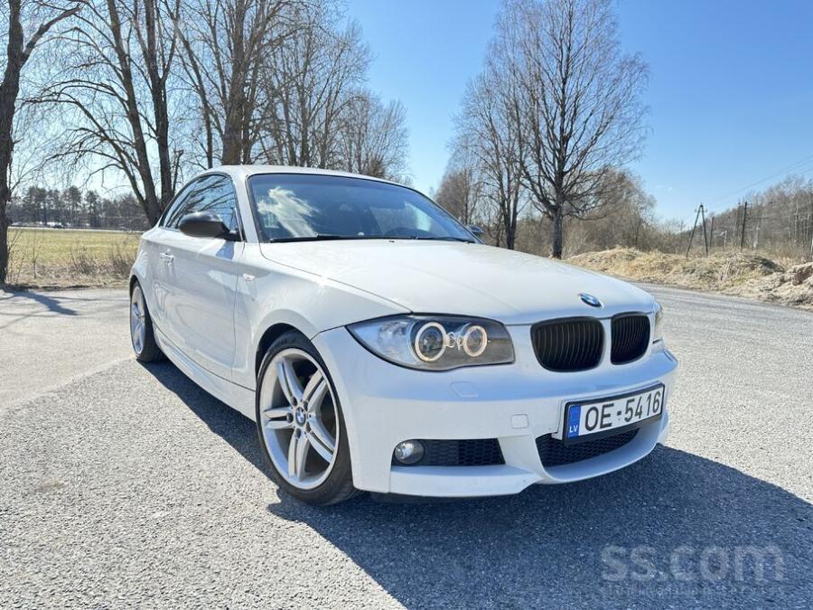 Balts BMW 120 2008 Rīga, ar dzinēja tilpumu 2.00 L un nobraukumu 273 tūkst. km par 6400 €, foto 4 vietnē AUTOMOTO.COM.LV