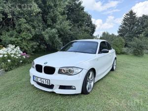 Balts BMW 120 2008 Rīga, ar dzinēja tilpumu 2.00 L un nobraukumu 273 tūkst. km par 6400 €, foto  vietnē AUTOMOTO.COM.LV