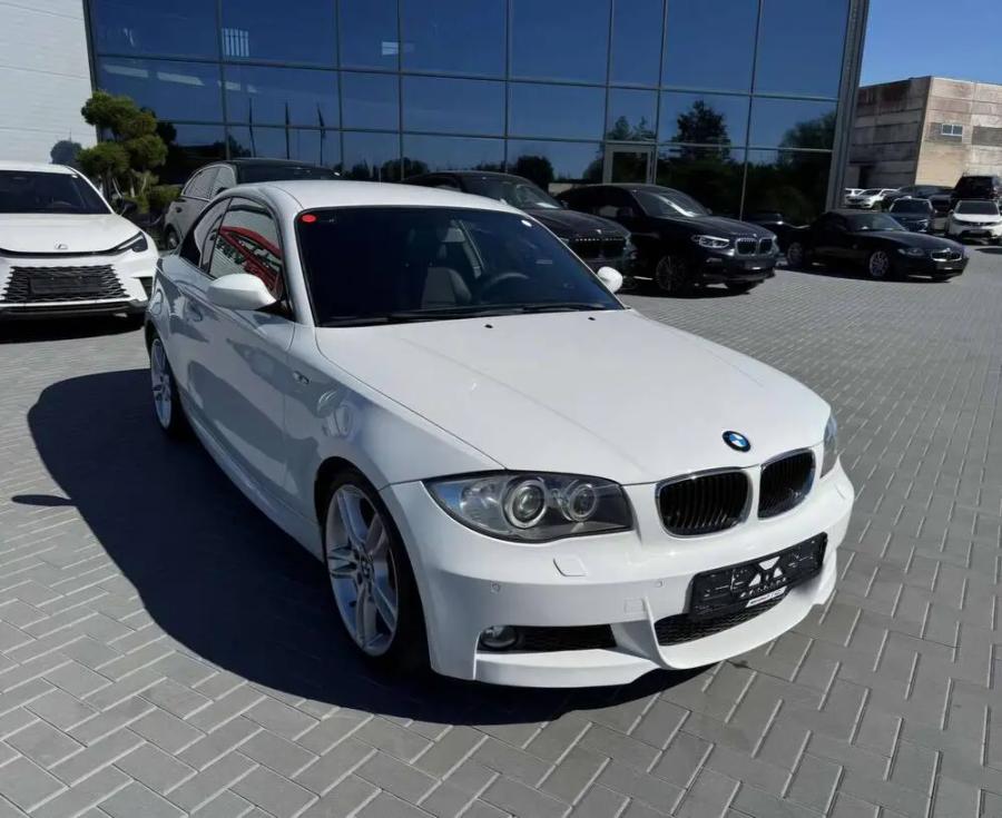 Balts BMW 120 2008 Telšiai, ar dzinēja tilpumu 2.00 L un nobraukumu 235 tūkst. km par 6290 €, foto 1 vietnē AUTOMOTO.COM.LV