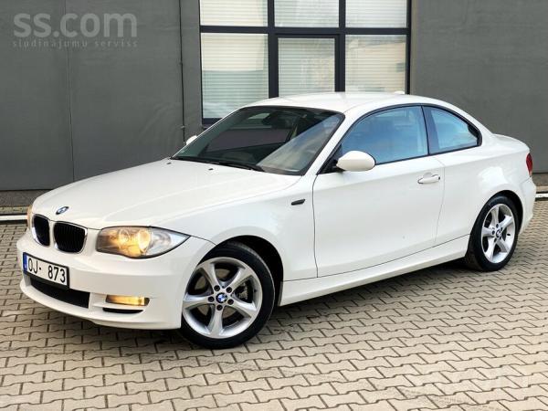 White BMW 120 2009 in Riga, with an engine capacity of 2.00 L and mileage of 300 thousand km for 5500 €, photo 2 on AUTOMOTO.COM.LV