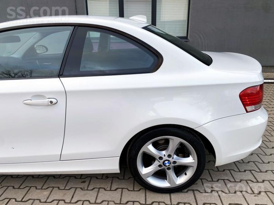 Balts BMW 120 2009 Rīga, ar dzinēja tilpumu 2.00 L un nobraukumu 300 tūkst. km par 5500 €, foto 30 vietnē AUTOMOTO.COM.LV