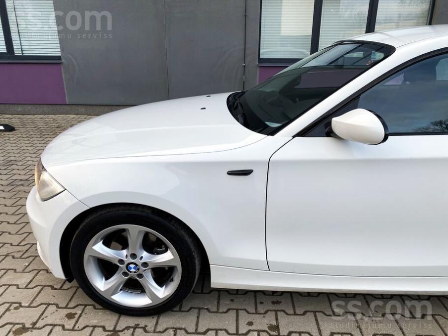 Balts BMW 120 2009 Rīga, ar dzinēja tilpumu 2.00 L un nobraukumu 300 tūkst. km par 5500 €, foto 28 vietnē AUTOMOTO.COM.LV