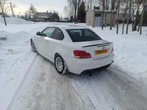 White BMW 120 2010 in Radviliskis, with an engine capacity of 2.00 L and mileage of 291 thousand km for 2300 €, photo 4 on AUTOMOTO.COM.LV