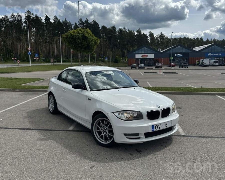 Balts BMW 120 2010 Rīga, ar dzinēja tilpumu 2.00 L un nobraukumu 313 tūkst. km par 5999 €, foto 1 vietnē AUTOMOTO.COM.LV
