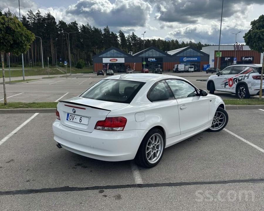 Balts BMW 120 2010 Rīga, ar dzinēja tilpumu 2.00 L un nobraukumu 313 tūkst. km par 5999 €, foto 5 vietnē AUTOMOTO.COM.LV