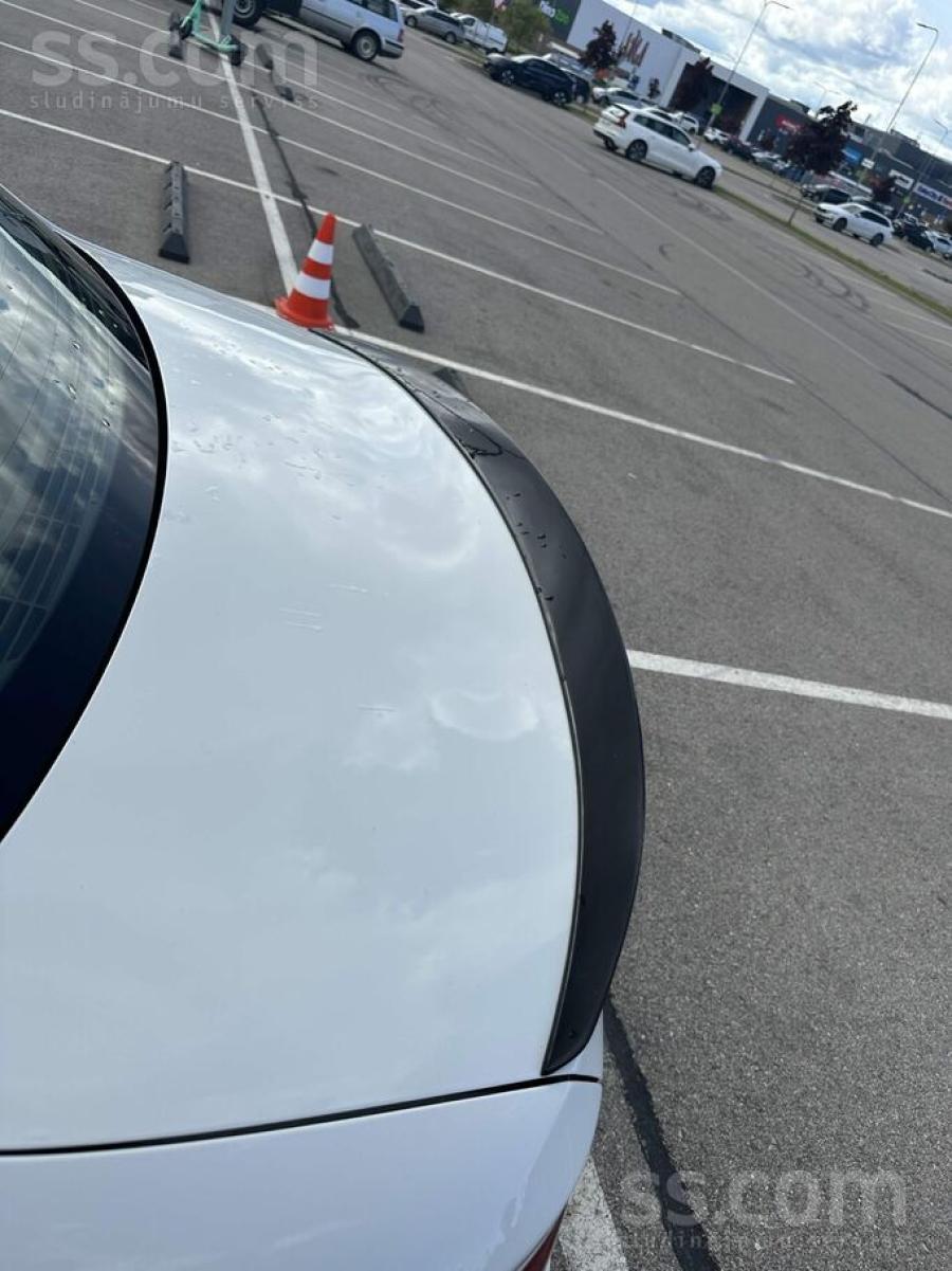 Balts BMW 120 2010 Rīga, ar dzinēja tilpumu 2.00 L un nobraukumu 313 tūkst. km par 5999 €, foto 13 vietnē AUTOMOTO.COM.LV