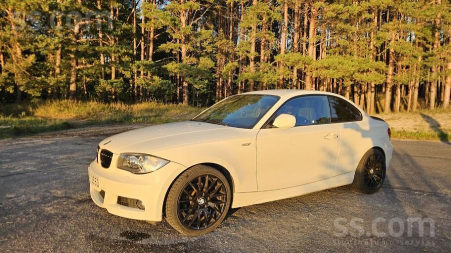 Balts BMW 120 2012 Rīga, ar dzinēja tilpumu 2.00 L un nobraukumu 238 tūkst. km par 7499 €, foto 8 vietnē AUTOMOTO.COM.LV