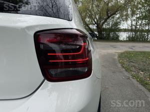 White BMW 120 2013 in Riga, with an engine capacity of 2.00 L and mileage of 262 thousand km for 8900 €, photo 10 on AUTOMOTO.COM.LV