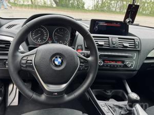White BMW 120 2013 in Riga, with an engine capacity of 2.00 L and mileage of 262 thousand km for 8900 €, photo 12 on AUTOMOTO.COM.LV