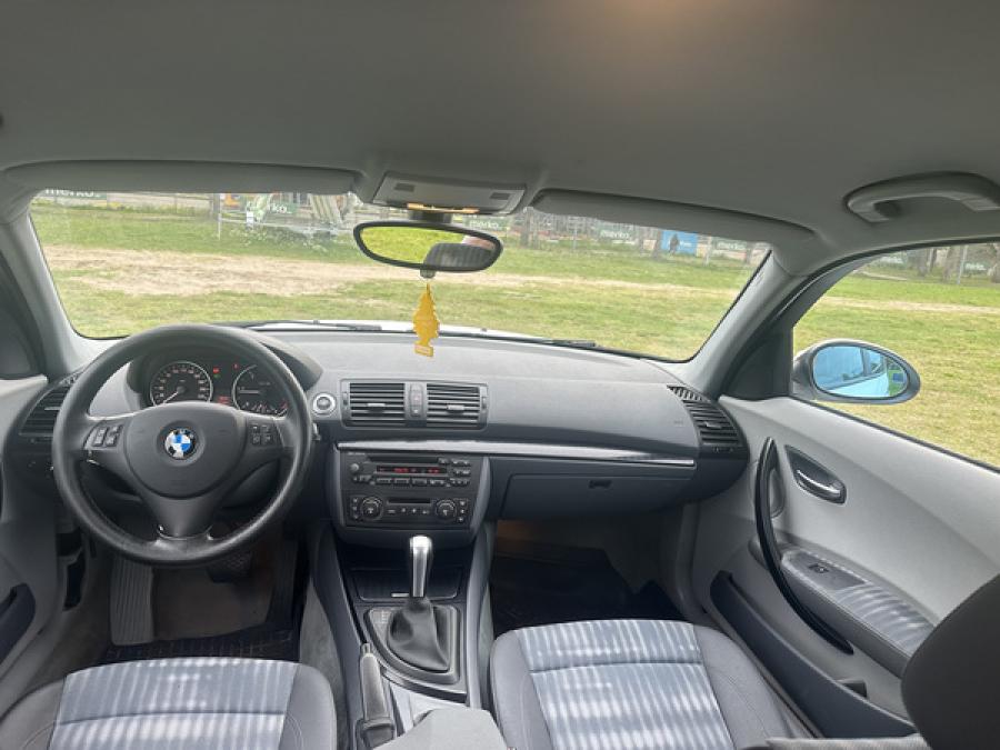 White BMW 120 2004 in Tallinn, with an engine capacity of 2.00 L and mileage of 404 thousand km for 2300 €, photo 9 on AUTOMOTO.COM.LV