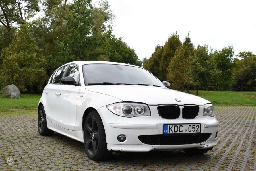 Balts BMW 120 2005 Panevēža, ar dzinēja tilpumu 2.00 L un nobraukumu 322 tūkst. km par 2300 €, foto 1 vietnē AUTOMOTO.COM.LV