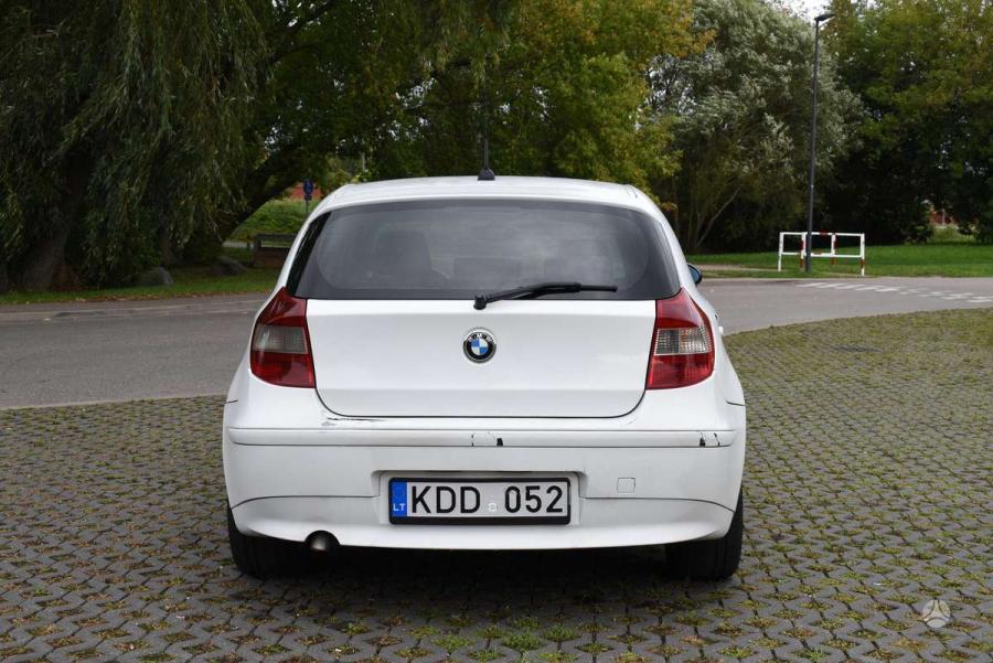 Balts BMW 120 2005 Panevēža, ar dzinēja tilpumu 2.00 L un nobraukumu 322 tūkst. km par 2300 €, foto 6 vietnē AUTOMOTO.COM.LV