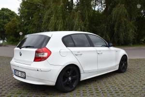 Balts BMW 120 2005 Panevēža, ar dzinēja tilpumu 2.00 L un nobraukumu 322 tūkst. km par 2300 €, foto 7 vietnē AUTOMOTO.COM.LV