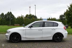 Balts BMW 120 2005 Panevēža, ar dzinēja tilpumu 2.00 L un nobraukumu 322 tūkst. km par 2300 €, foto 9 vietnē AUTOMOTO.COM.LV