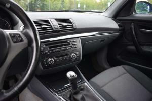 Balts BMW 120 2005 Panevēža, ar dzinēja tilpumu 2.00 L un nobraukumu 322 tūkst. km par 2300 €, foto 18 vietnē AUTOMOTO.COM.LV