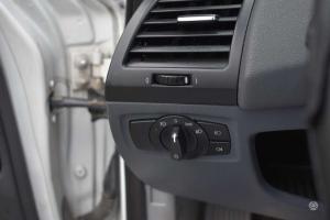 Balts BMW 120 2005 Panevēža, ar dzinēja tilpumu 2.00 L un nobraukumu 322 tūkst. km par 2300 €, foto 20 vietnē AUTOMOTO.COM.LV