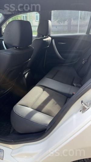 Balts BMW 120 2007 Jelgava, ar dzinēja tilpumu 2.00 L un nobraukumu 386 tūkst. km par 3800 €, foto 10 vietnē AUTOMOTO.COM.LV