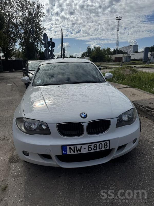 White BMW 120 2007 in Riga, with an engine capacity of 2.00 L and mileage of 247 thousand km for 4400 €, photo 3 on AUTOMOTO.COM.LV